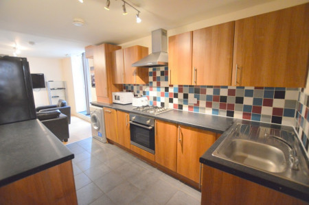 4 bed student house to rent on Meldon Terrace, Newcastle, NE6 5XP ...