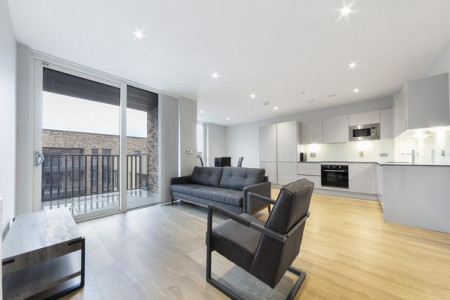 2 bed student house to rent on Lister House, London, SW17 0BW | StuRents