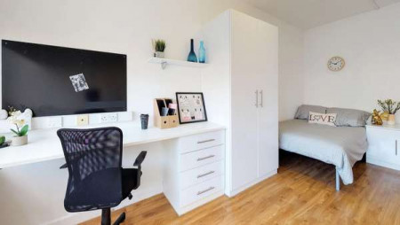 Classic Ensuite student 5 bed flat to rent on South Hunter Street ...