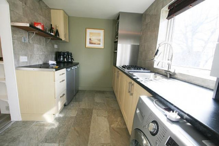 2 bed student house to rent on Milton Square, Gateshead, NE8 3HW | StuRents