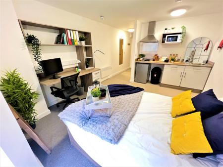 4 bed student house to rent on Watford St, Stoke-on-Trent, ST4 2EW ...