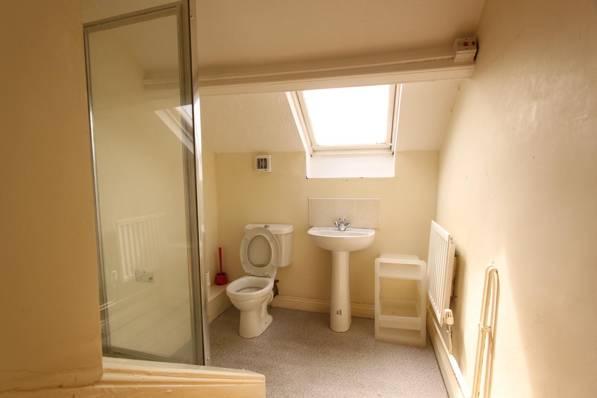 5 bed student house to rent on Elmwood Street, Sunderland, SR2 7JJ ...