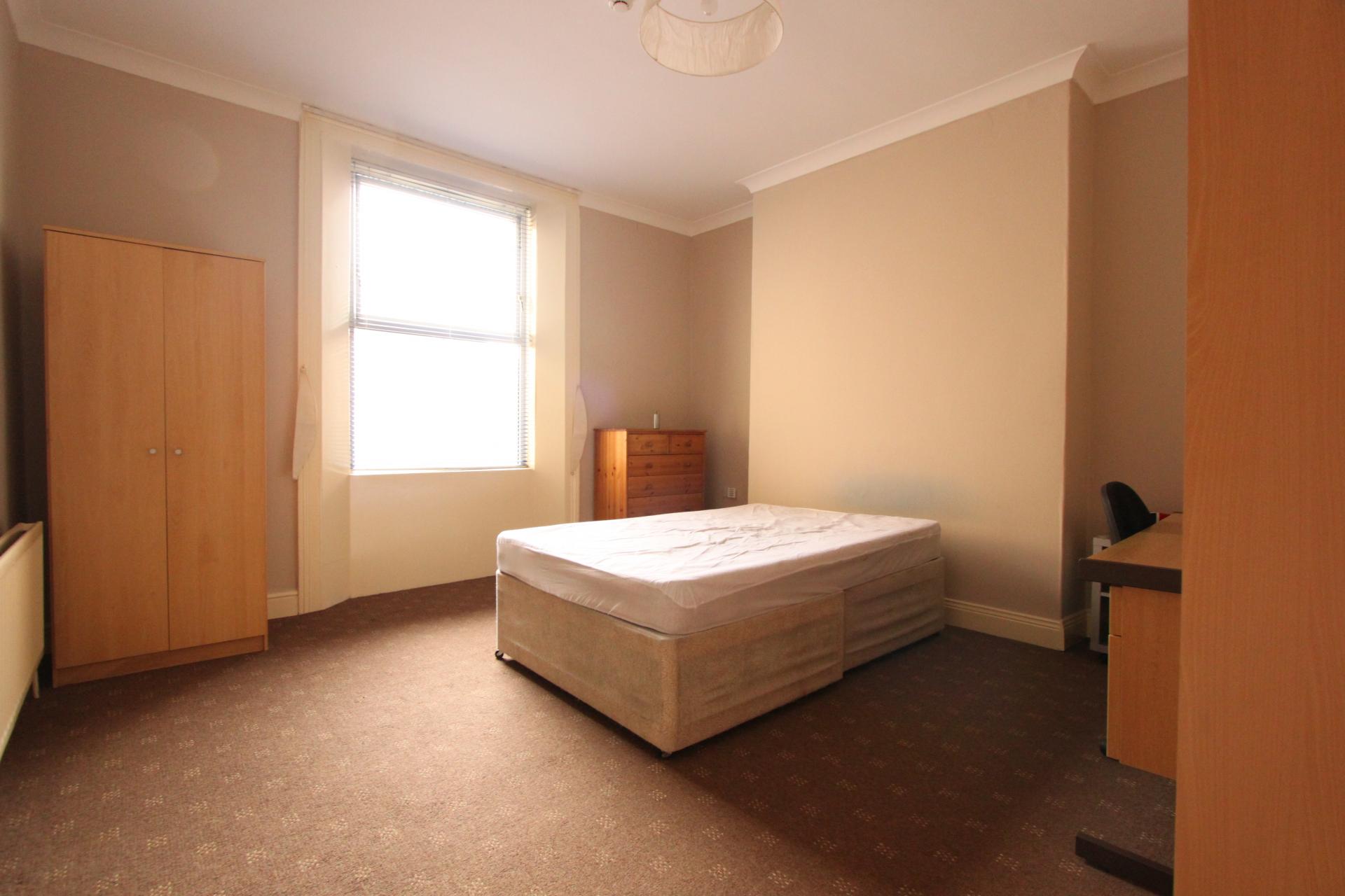 7 bed student house to rent on Elmwood Street, Sunderland, SR2 7JJ ...