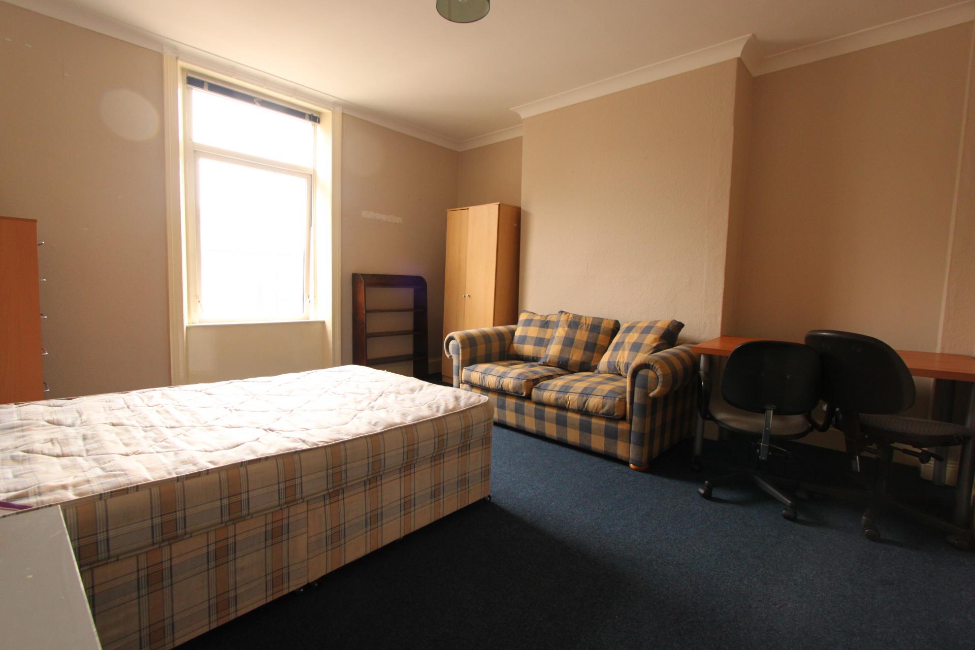 7 bed student house to rent on Elmwood Street, Sunderland, SR2 7JJ ...