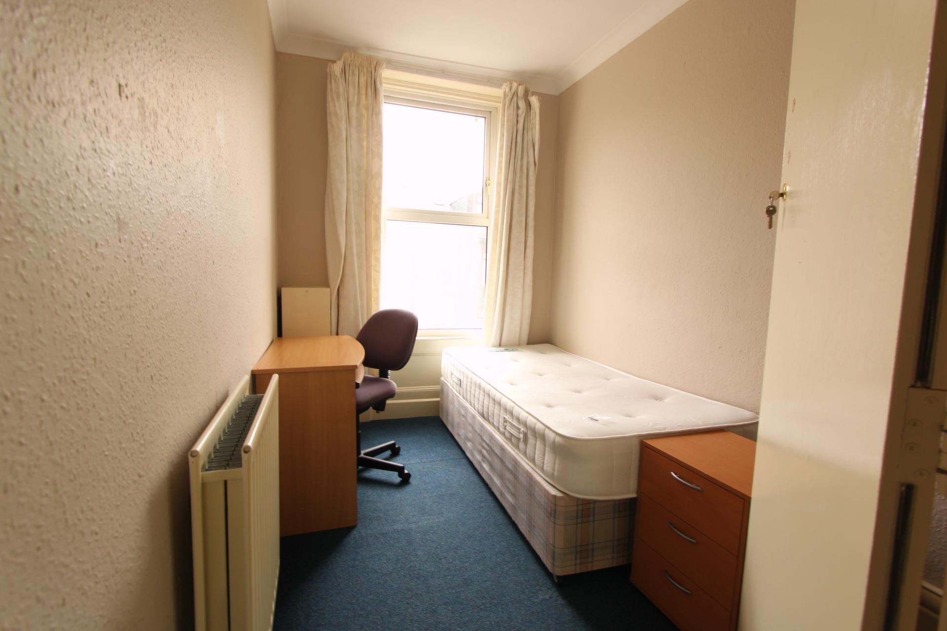 7 bed student house to rent on Elmwood Street, Sunderland, SR2 7JJ ...