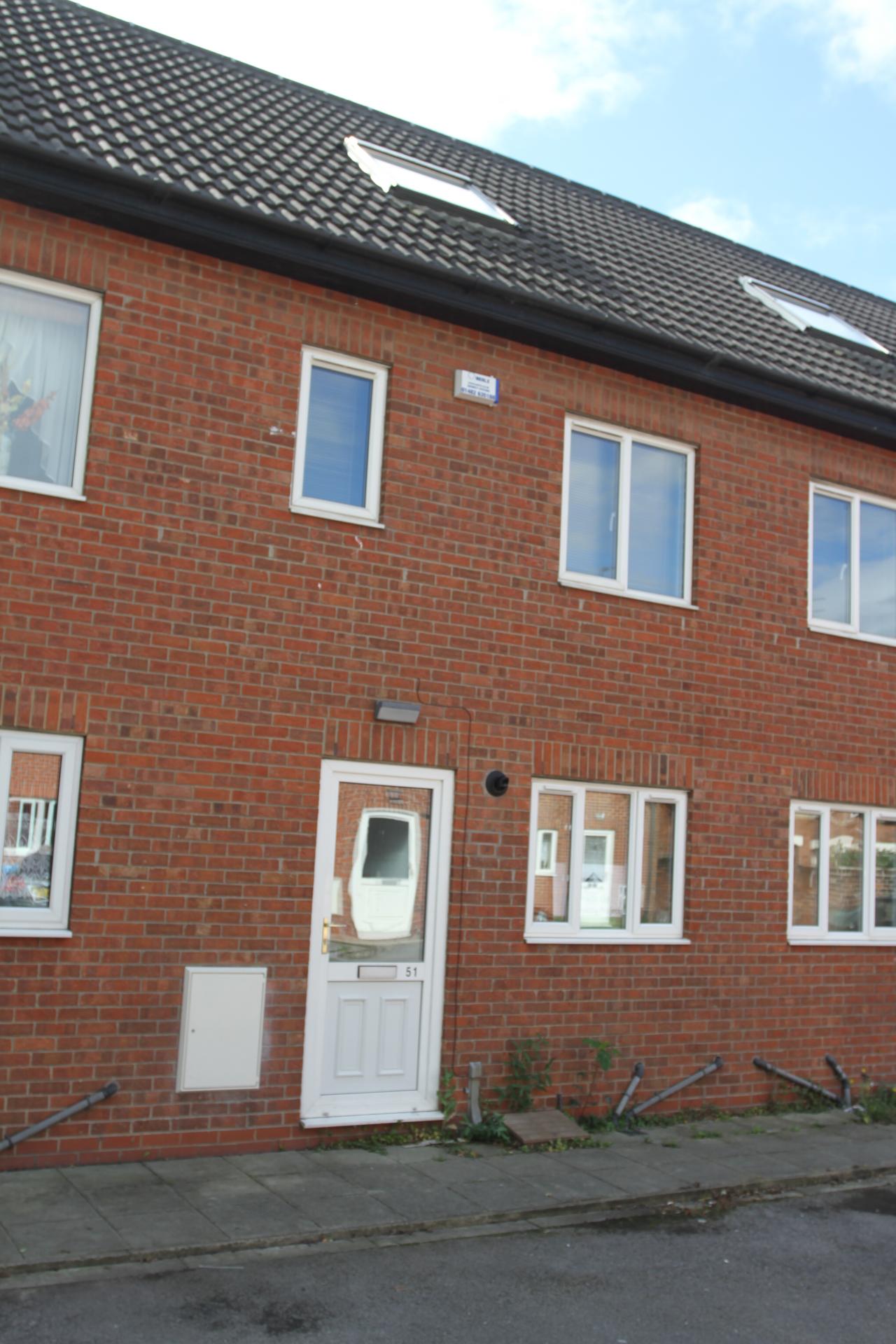 4 bed student house to rent on Ash Grove, Hull, HU5 1LT | StuRents