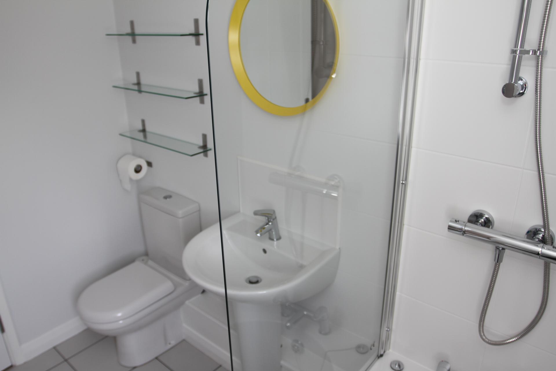 4 bed student house to rent on Ash Grove, Hull, HU5 1LT | StuRents