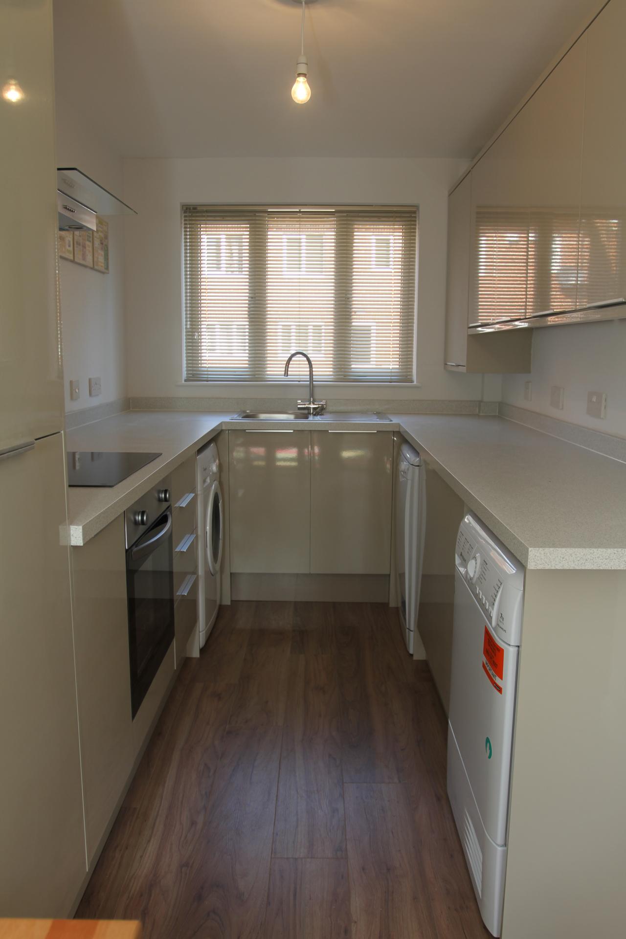 4 bed student house to rent on Ash Grove, Hull, HU5 1LT | StuRents