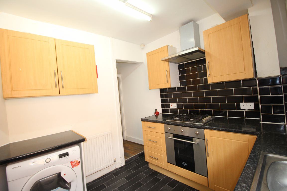 3 bed student house to rent on Stanley Avenue, Manchester, M14 5HD ...