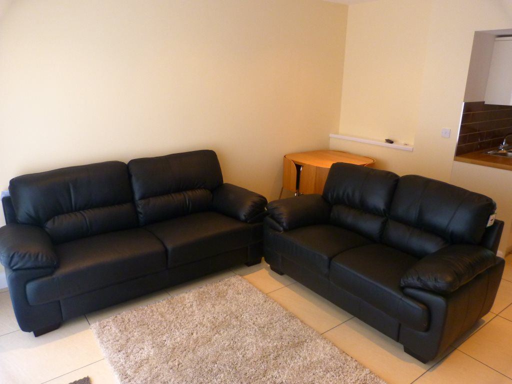 7 bed student house to rent on Maindy Road, Cardiff, CF24 4HQ | StuRents