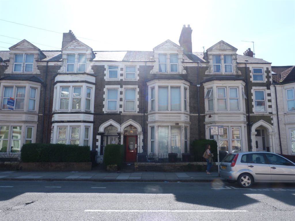 2 bed student house to rent on Colum Road Flat, Cardiff, CF10 3EF ...