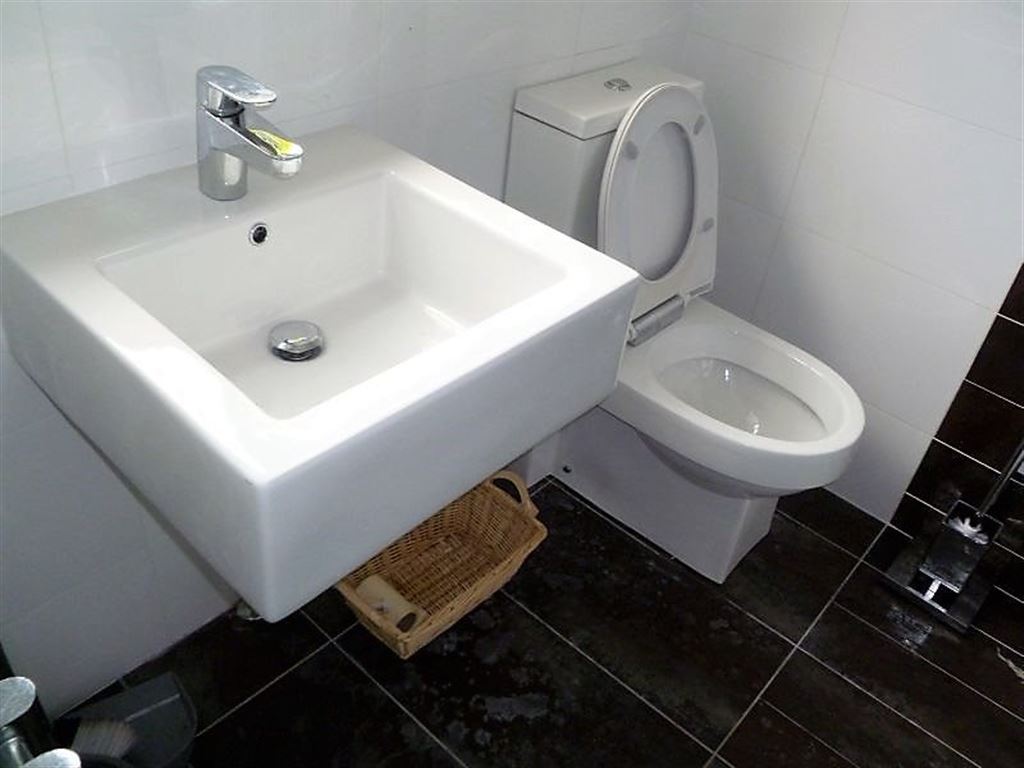 2 bed student house to rent on Eden Drive, Leeds, LS4 2TL | StuRents