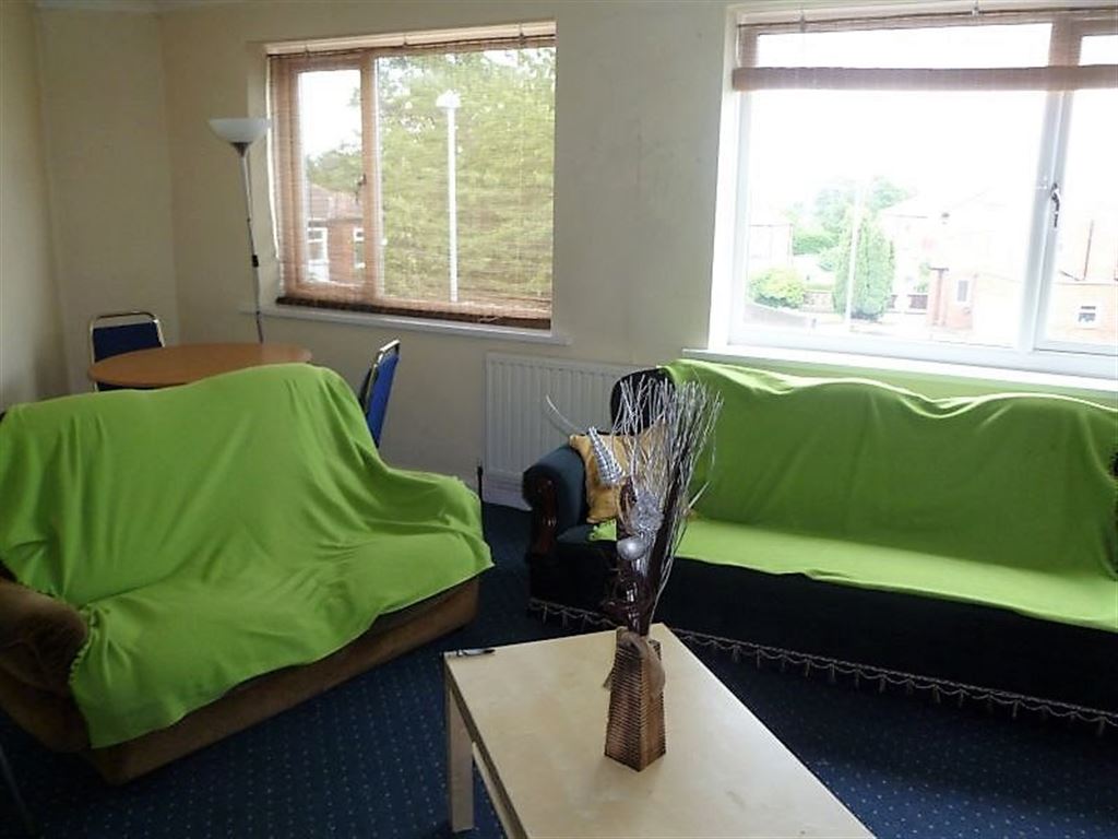 2 bed student house to rent on Eden Drive, Leeds, LS4 2TL | StuRents