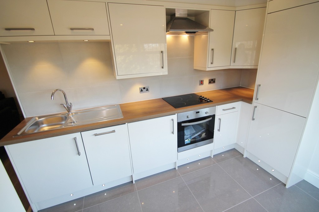 2 bed student house to rent on Otley Road, Leeds, LS6 3PX | StuRents