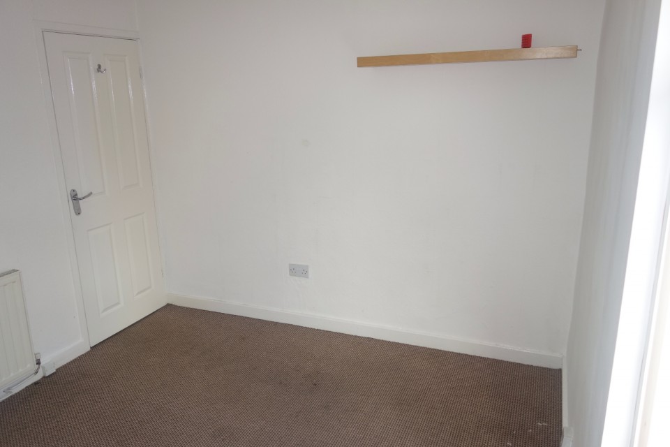 2 bed student house to rent on Colville Street, Liverpool, L15 4JX ...