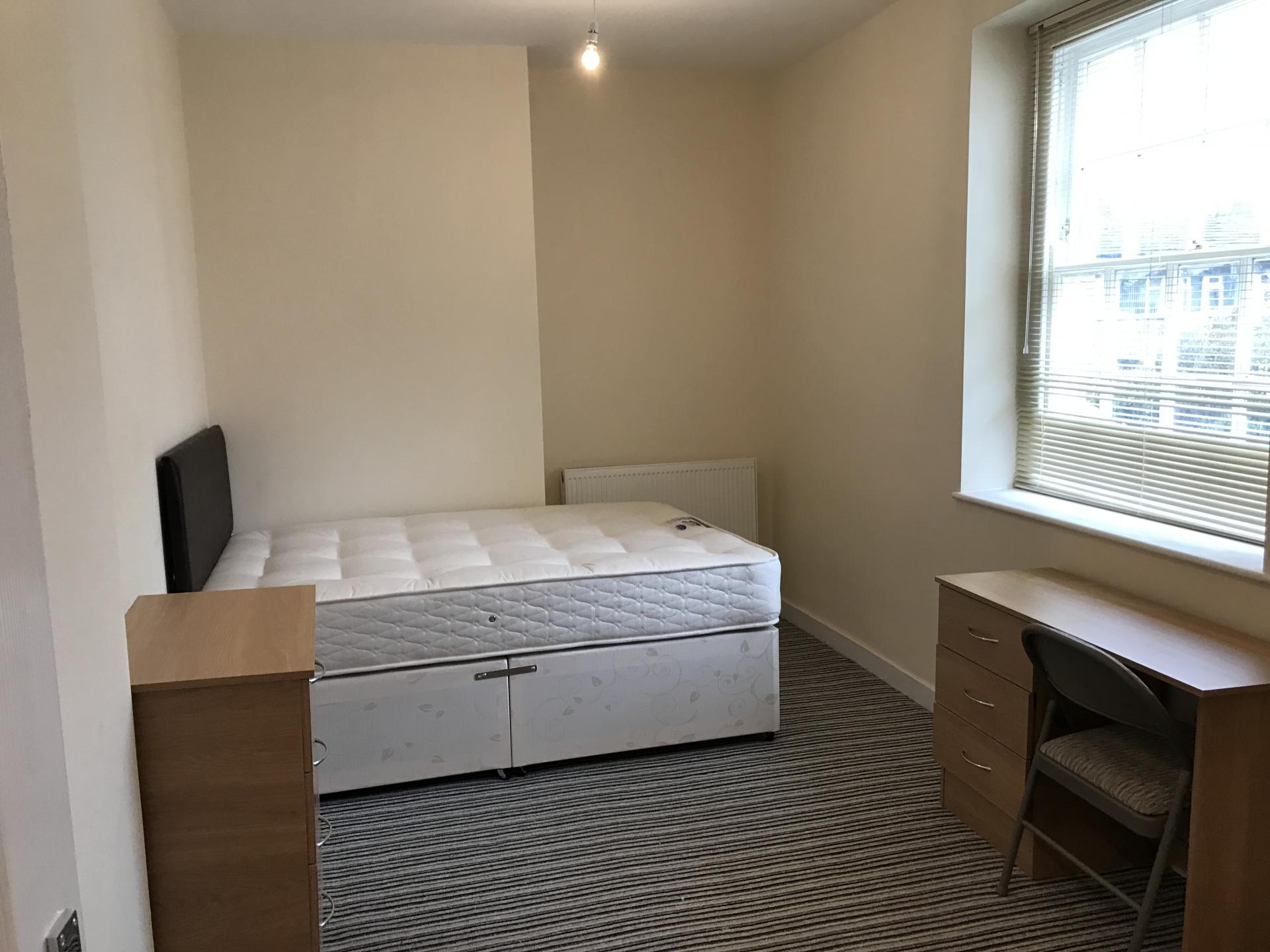6 bed student house to rent on Crossgate, Durham, DH1 4PS | StuRents