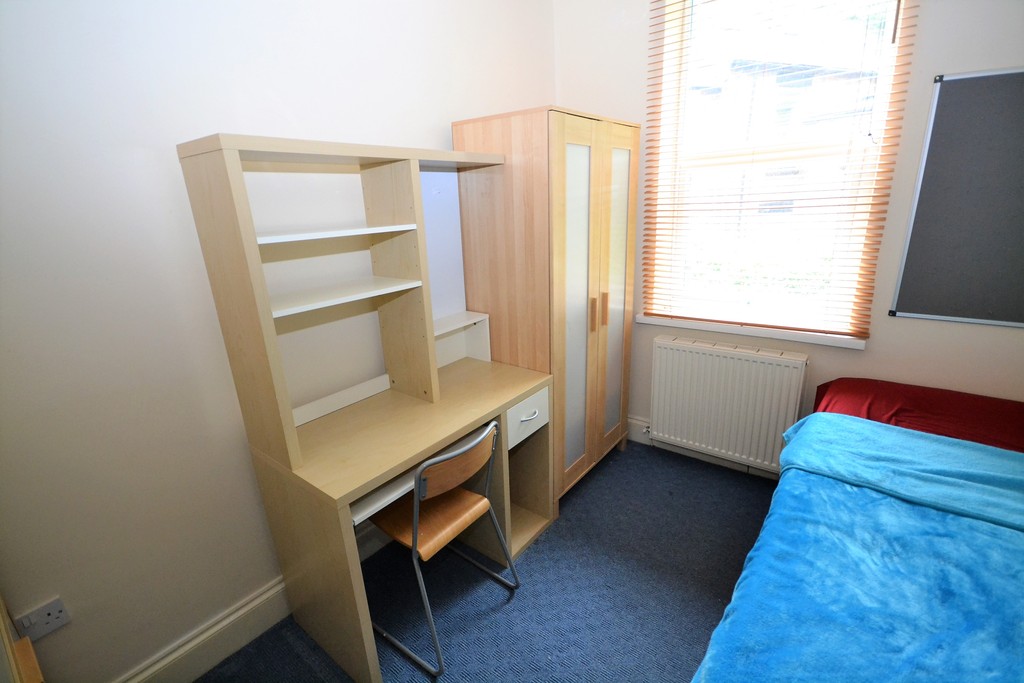 6 bed student house to rent on Flass Street, Durham, DH1 4BE | StuRents