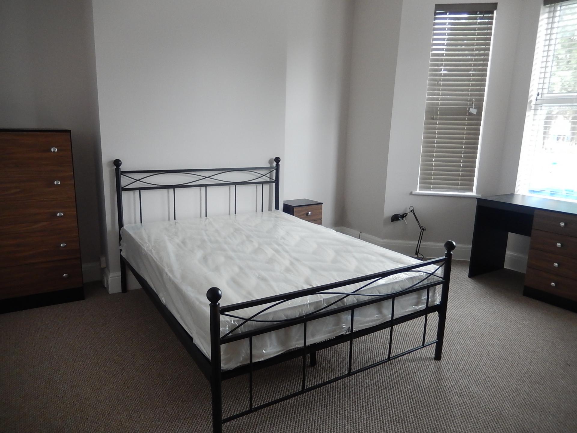 5 bed student house to rent on Ash Grove, Hull, HU5 1LT | StuRents