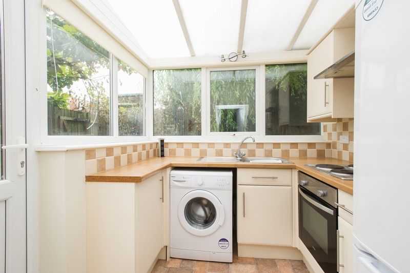 2 bed student house to rent on Hope Drive, Nottingham, NG7 1DL | StuRents