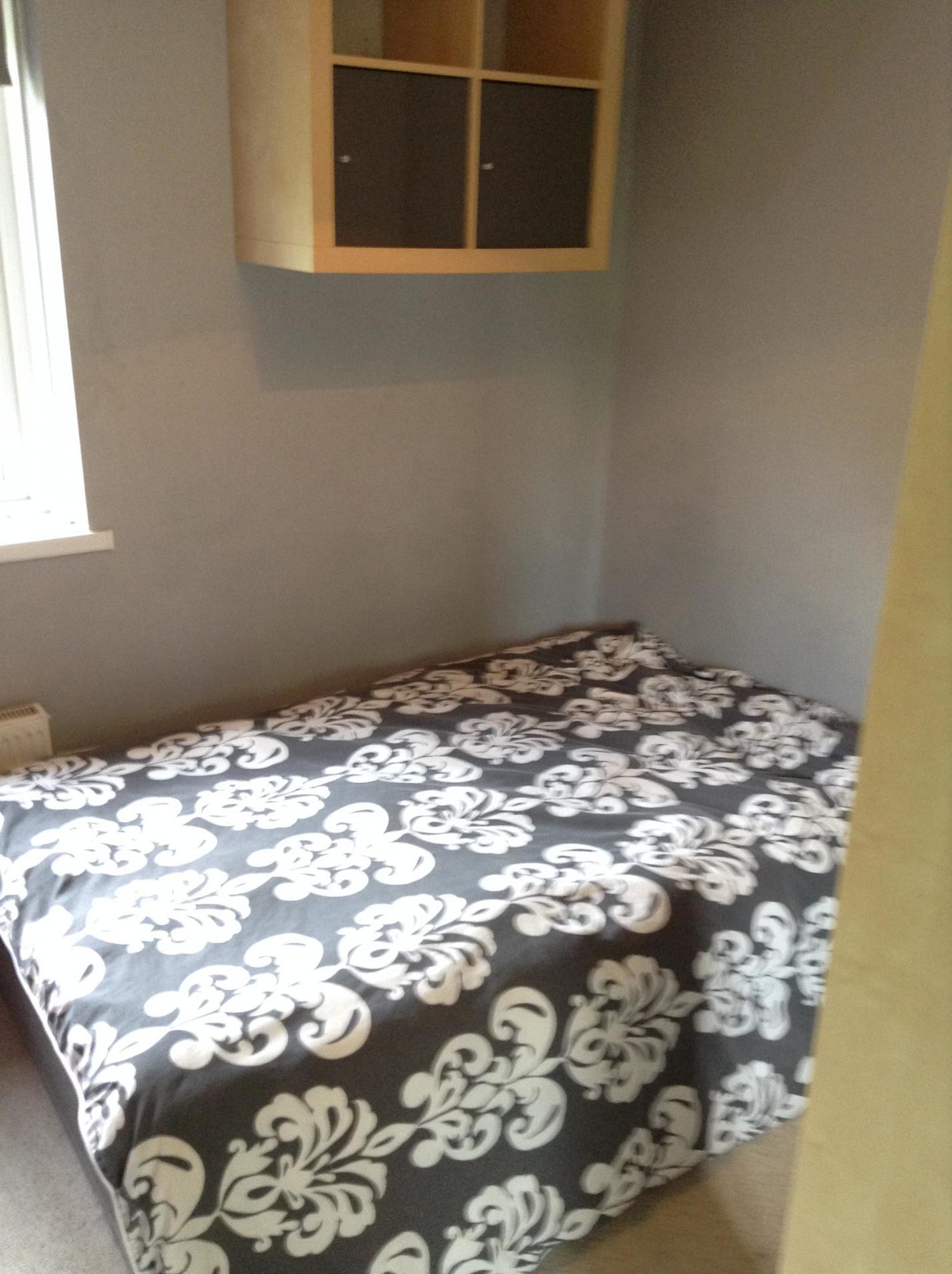 3 bed student house to rent on Guild Road, London, SE7 8HW | StuRents