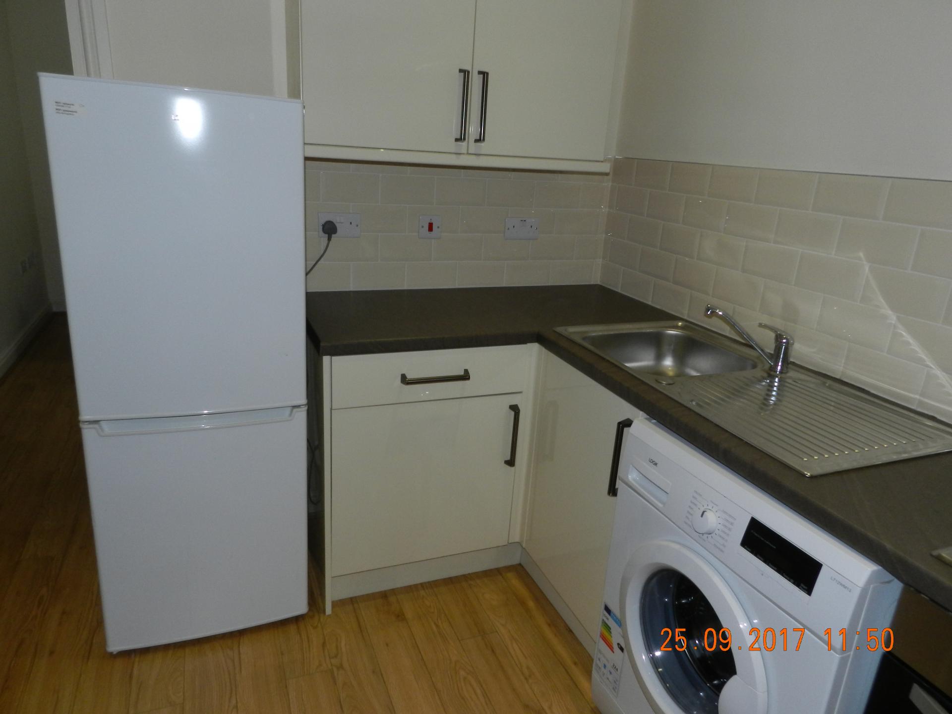 1 bed student house to rent on Gordon Road, Cardiff, CF24 3AL | StuRents