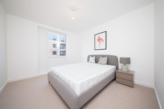 2 bed student house to rent on Pemberton House, London, UB2 4FX | StuRents