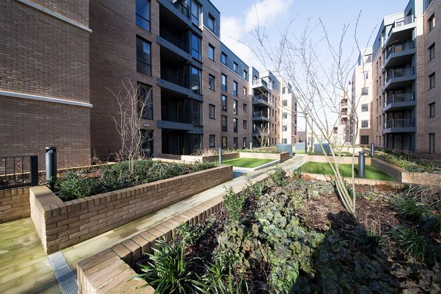 2 bed student house to rent on Pemberton House, London, UB2 4FX | StuRents