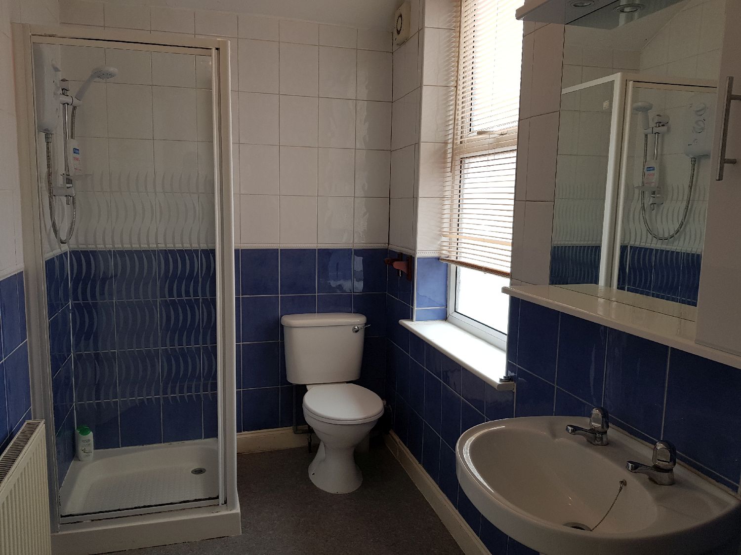 6 bed student house to rent on Berridge Road, Nottingham, NG7 6LX ...