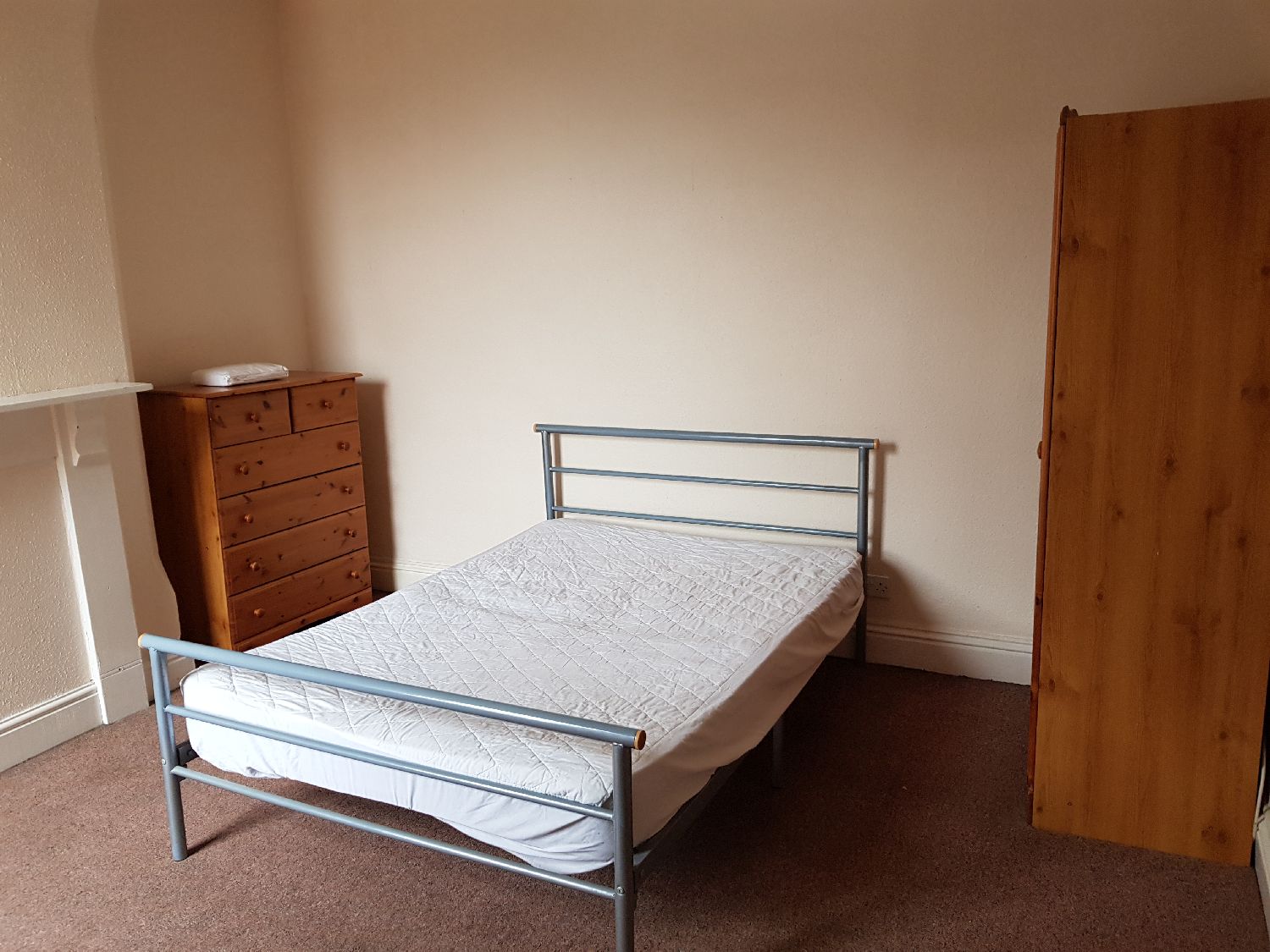 6 bed student house to rent on Berridge Road, Nottingham, NG7 6LX ...