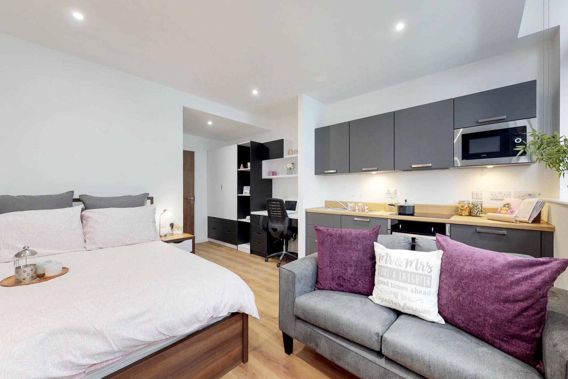 Studio Apartment student flat to rent on Water Street, Liverpool, L2 ...