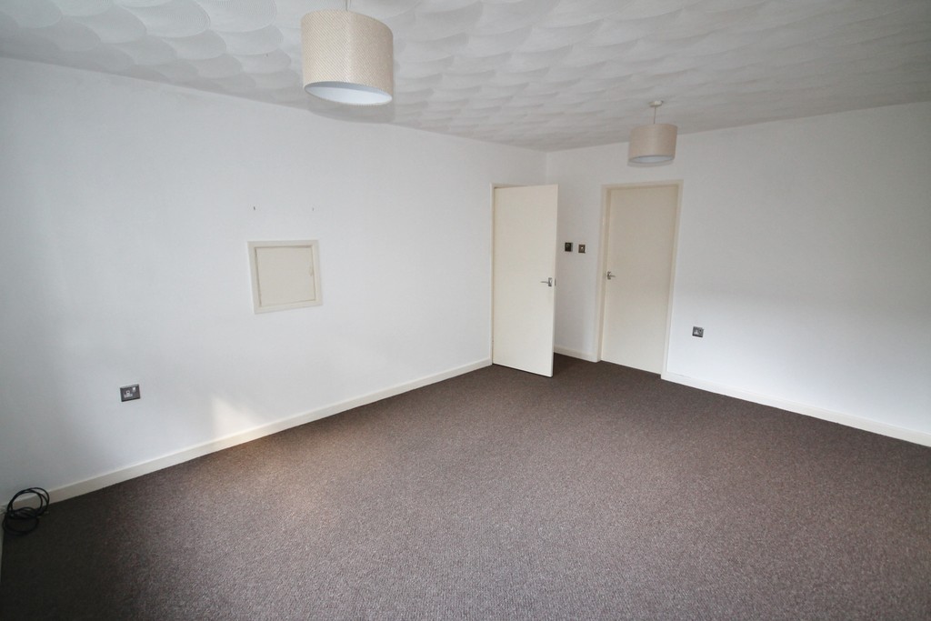3 bed student house to rent on London Road, Leicester, LE2 1ZF | StuRents