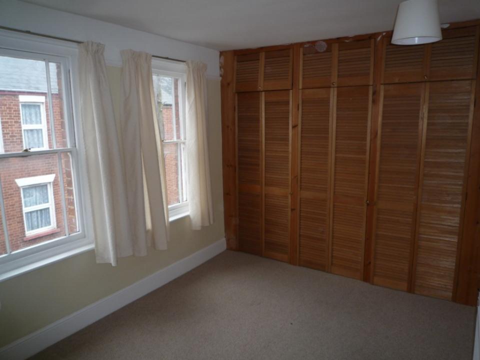 3 bed student house to rent on 35 Hoopern Street, Exeter, EX4 4LU ...