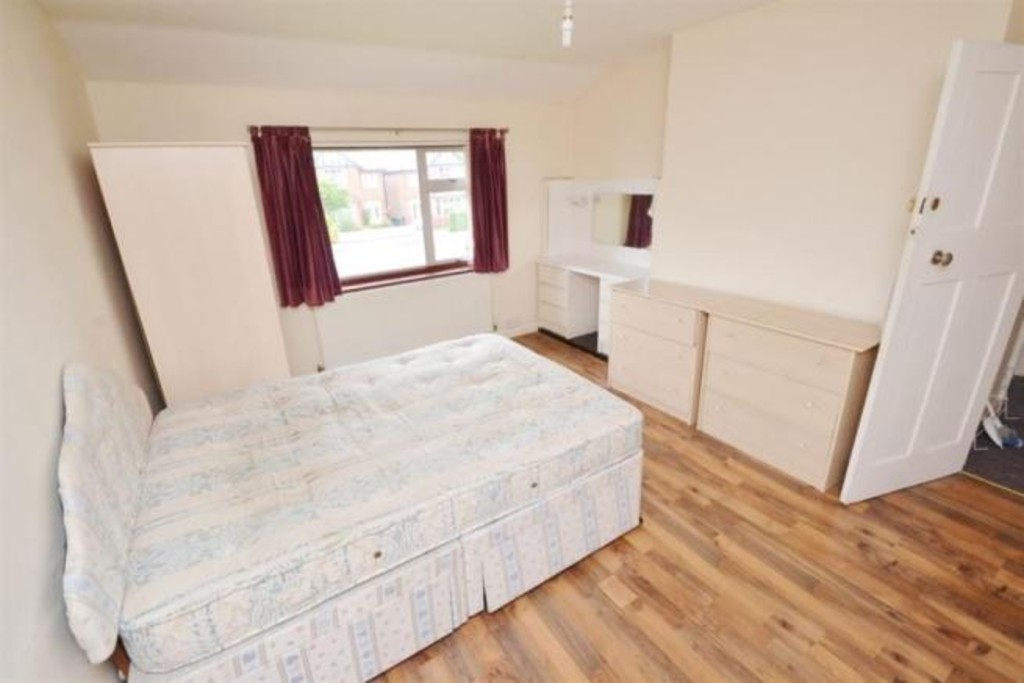4 bed student house to rent on Gordon Road, Nottingham, NG2 5LX | StuRents
