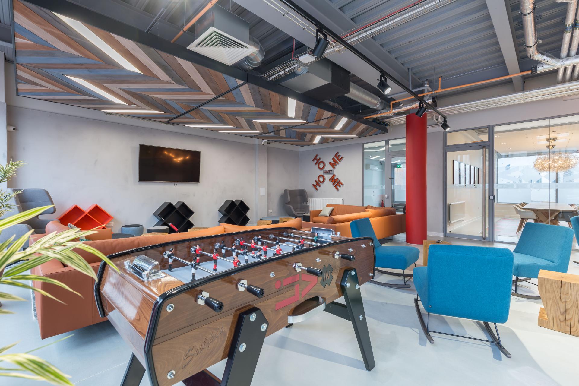 Premium Studio student flat to rent on City Road, Cardiff, CF24 3BJ ...