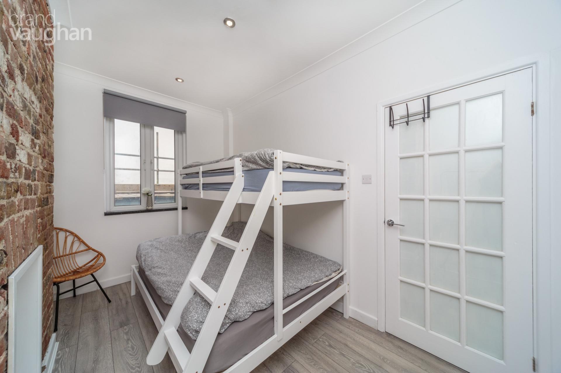 2 bed student house to rent on St James Street, Brighton, BN2 1PJ | StuRents