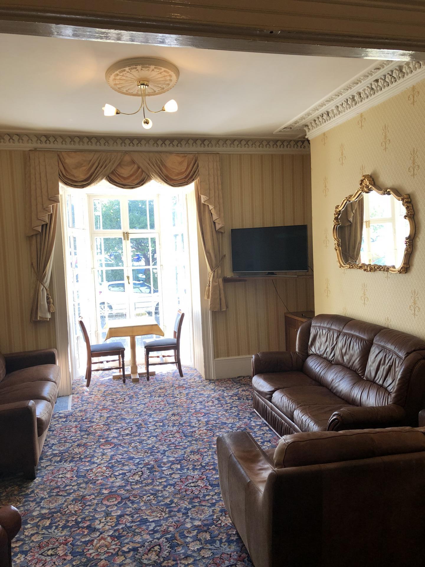 6 bed student house to rent on Bystock Terrace, Exeter, EX4 4HY | StuRents