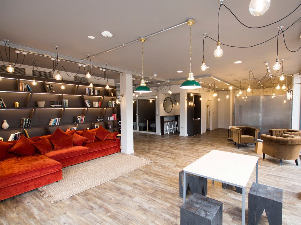 Classic Bronze En Suite student 1 bed flat to rent on The Shield ...