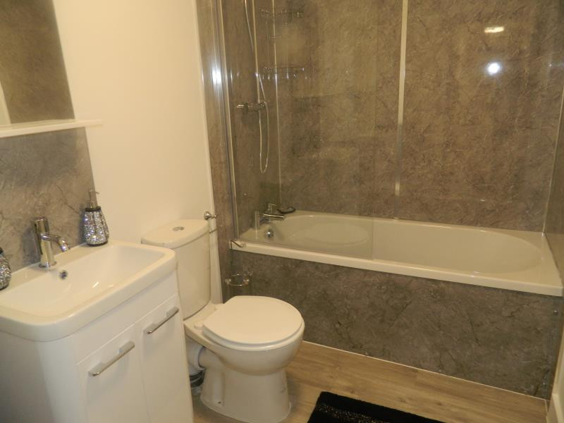 Student studio flat to rent on Room, Bolton, BL3 6HH | StuRents