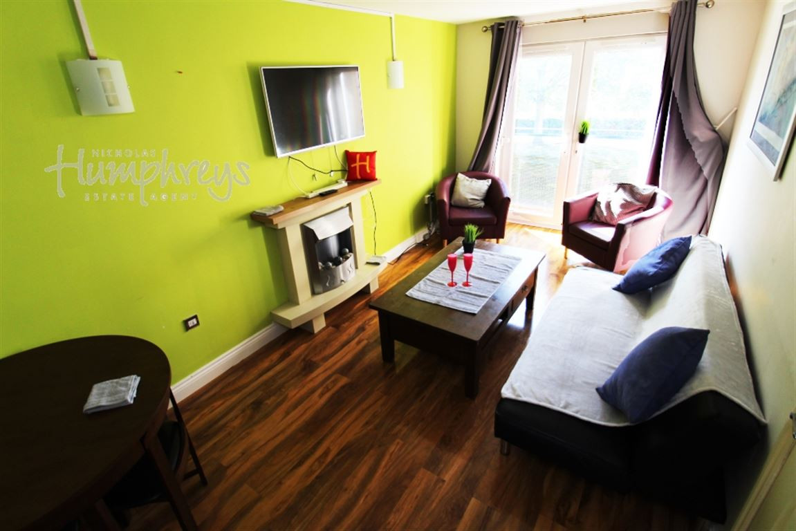 Student studio flat to rent on White Star Place - Bed, Southampton ...