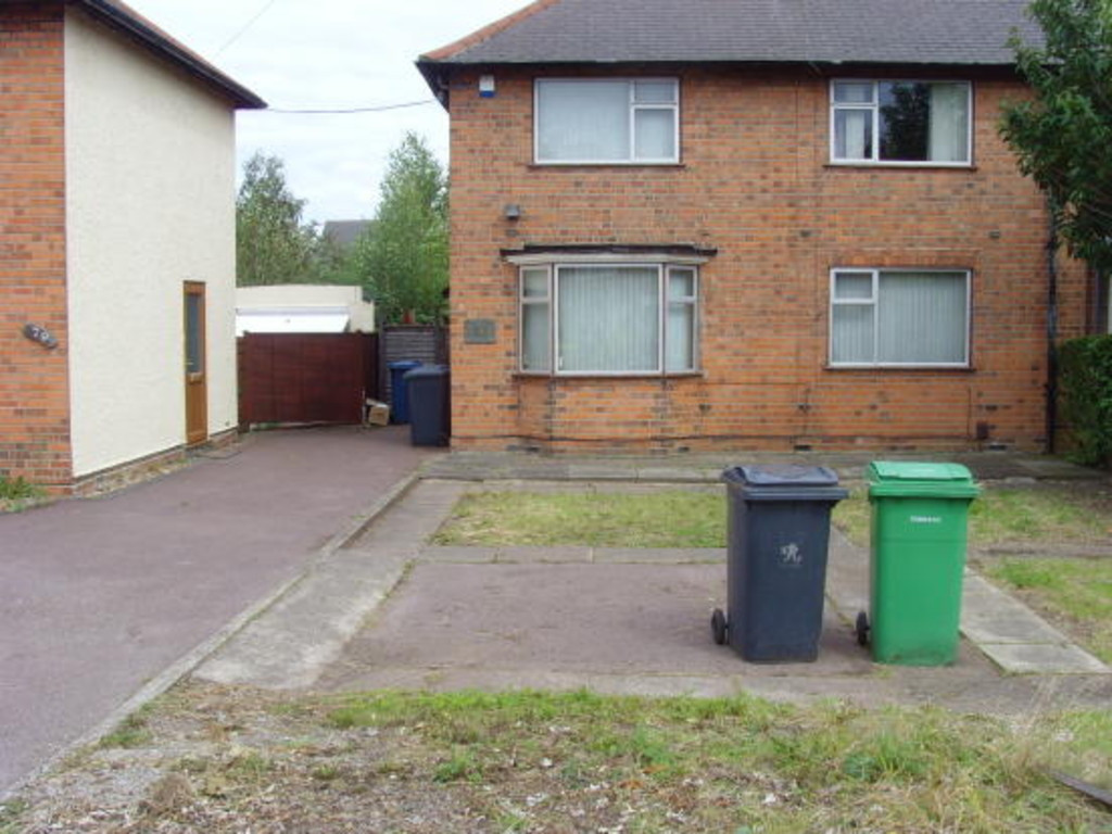 4 bed student house to rent on Gordon Road, Nottingham, NG2 5LX | StuRents