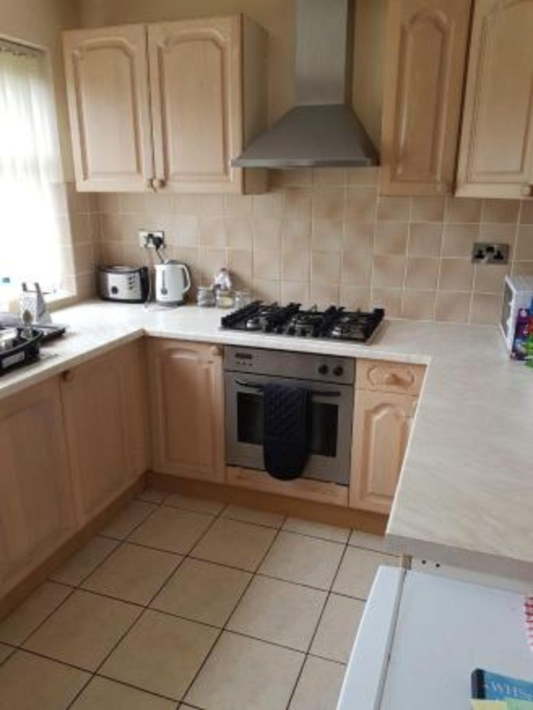 4 bed student house to rent on Gordon Road, Nottingham, NG2 5LX | StuRents