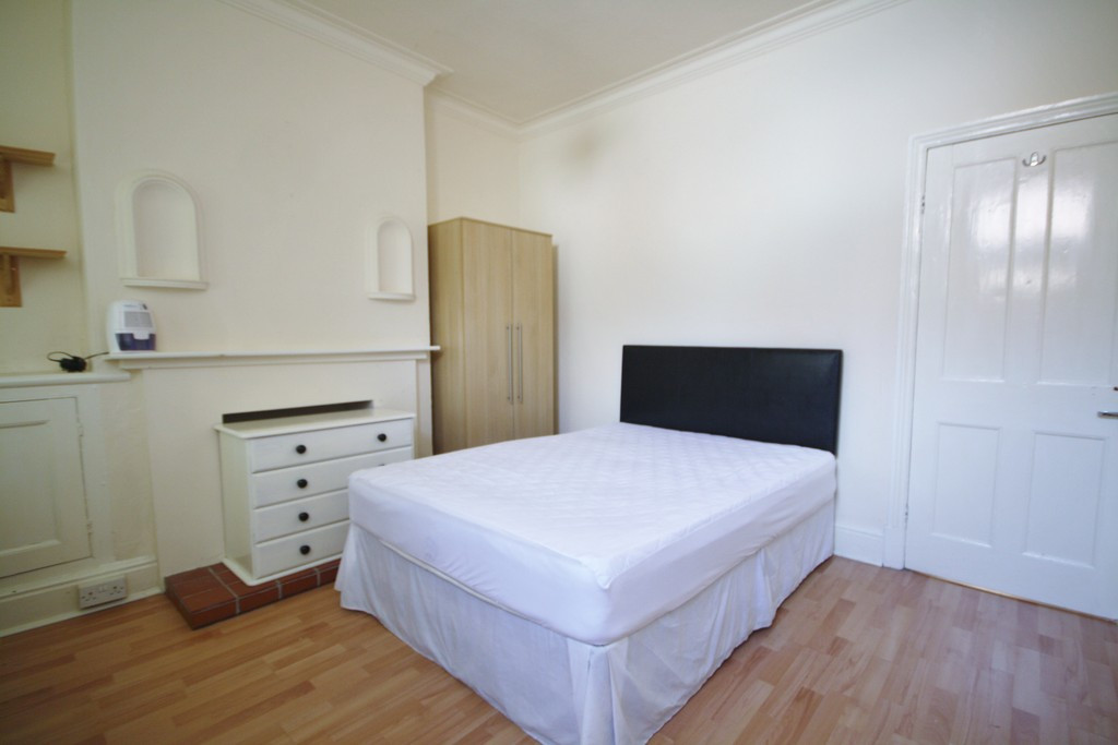 4 bed student house to rent on Ivy Road, Leicester, LE3 0DF | StuRents