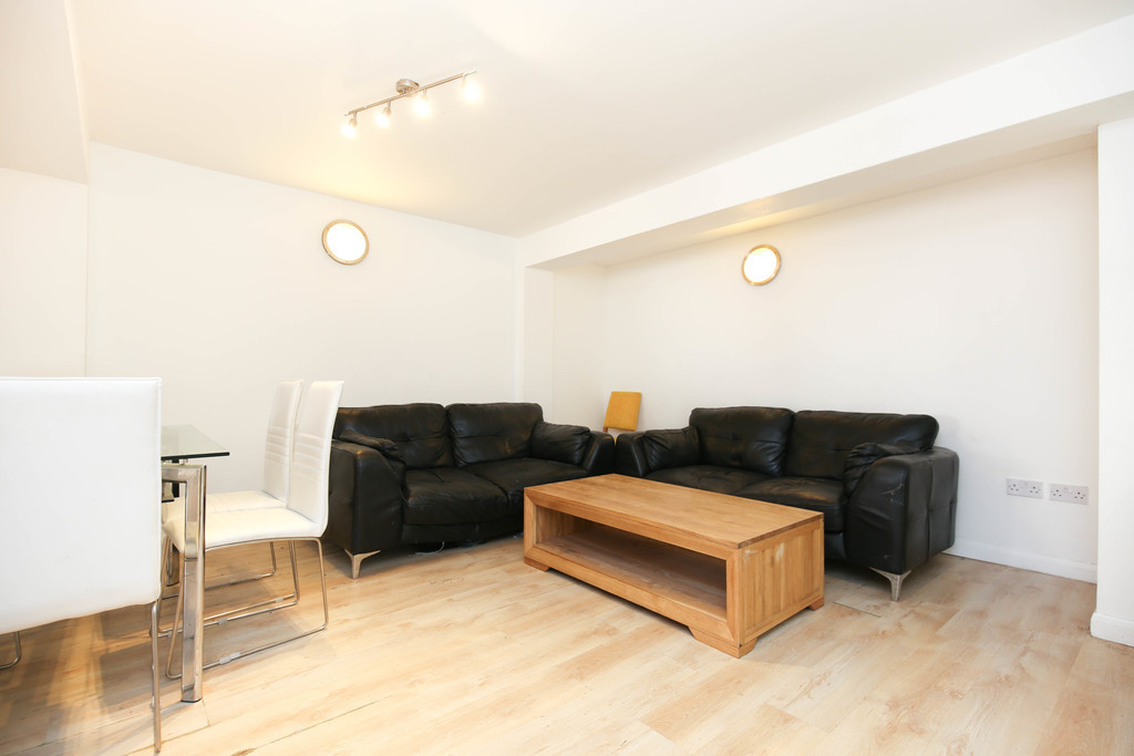 6 bed student house to rent on Leazes Arcade, Newcastle, NE1 4PF | StuRents