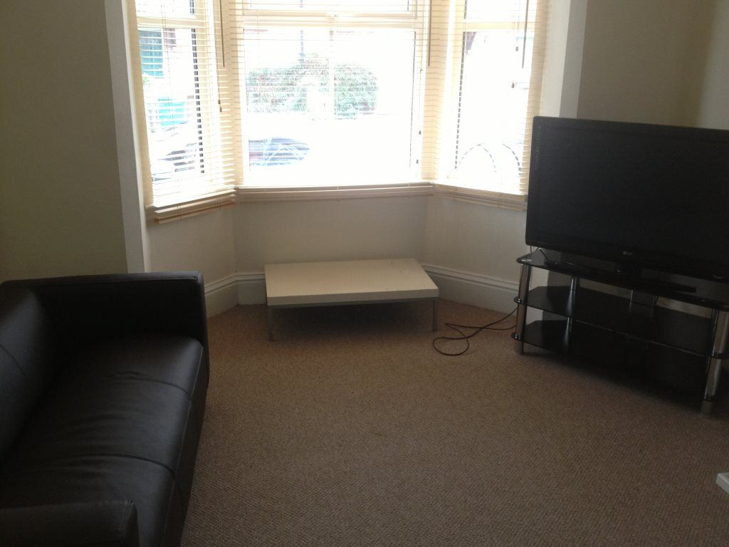 5 bed student house to rent on Alberta Terrace, Nottingham, NG7 6JA ...