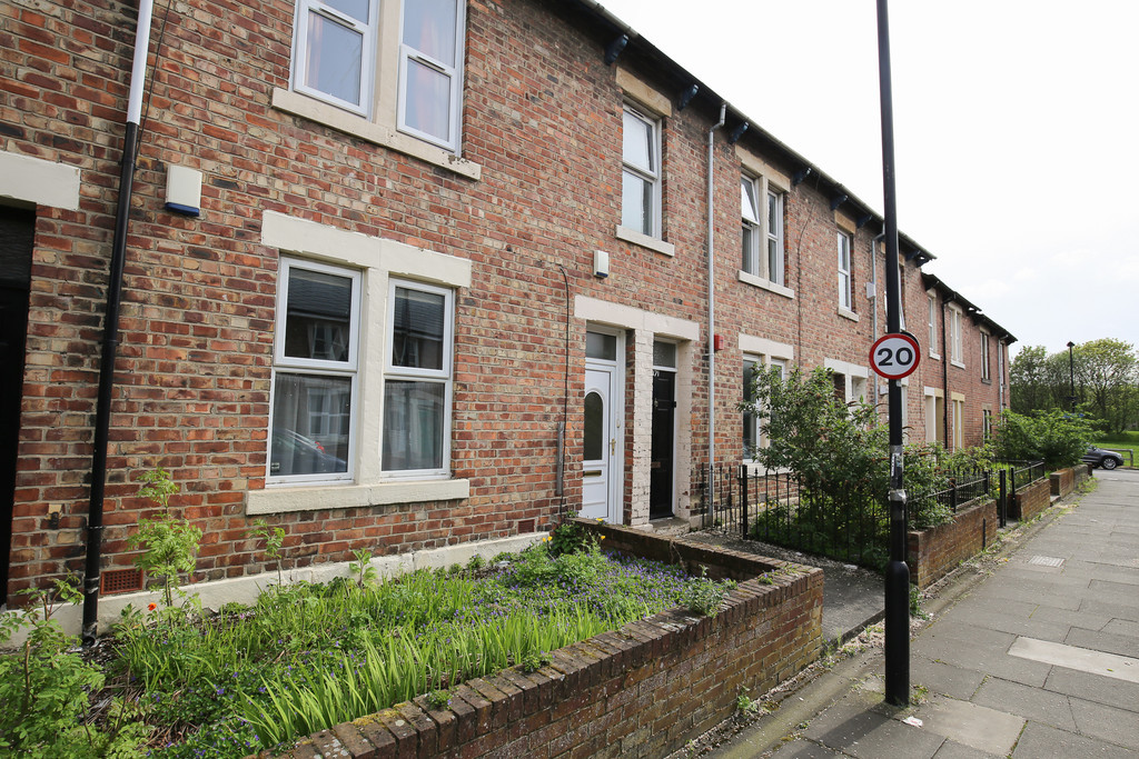 3 bed student house to rent on Hotspur Street, Newcastle, NE6 5BH ...