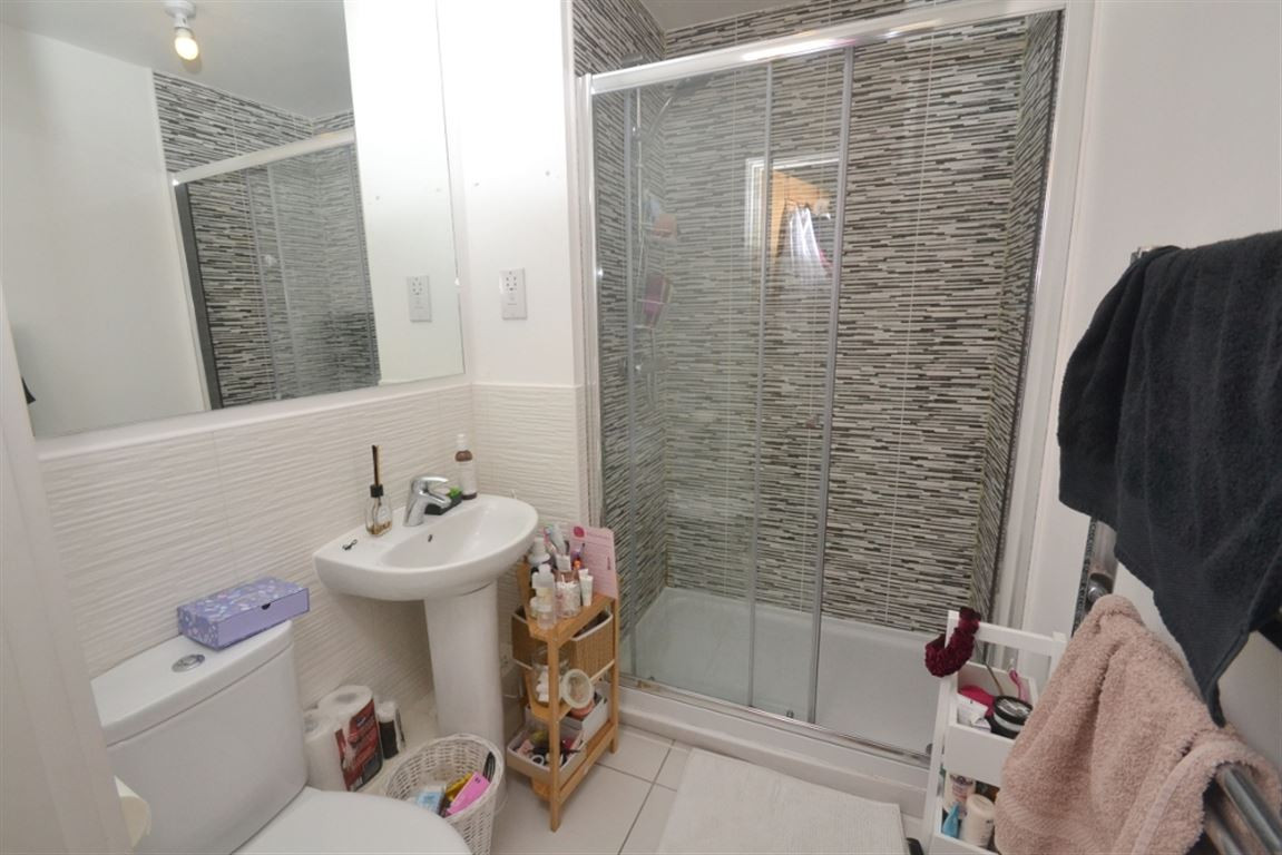 3 bed student house to rent on Navigation Street, Manchester, M4 6ED ...