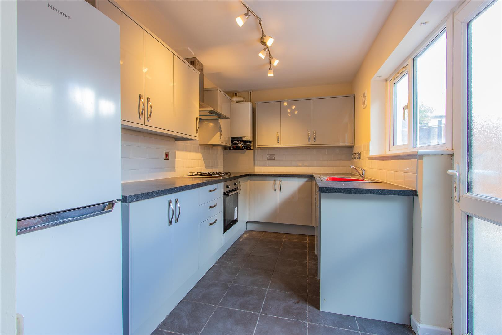 6 bed student house to rent on Gordon Road, Cardiff, CF24 3AL | StuRents