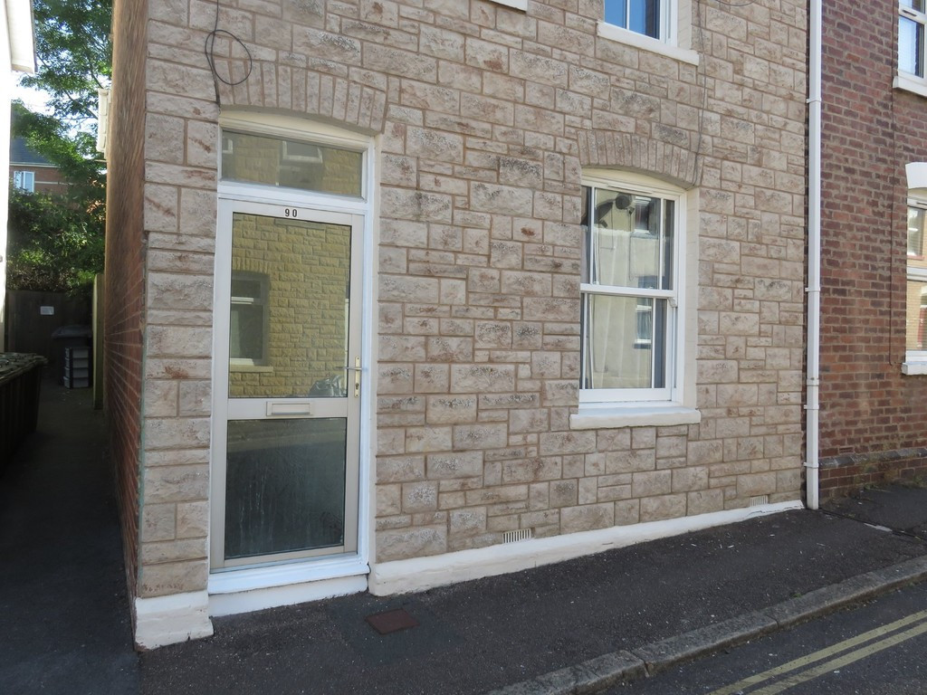 2 bed student house to rent on Hoopern Street, Exeter, EX4 4LY | StuRents