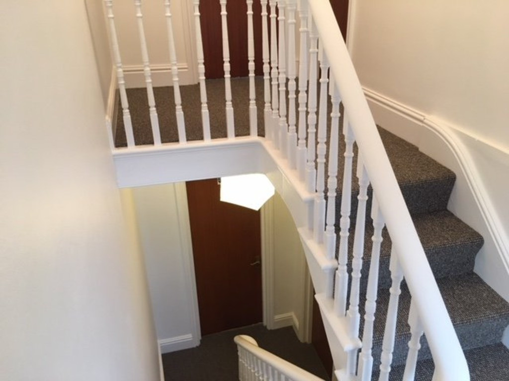 6 bed student house to rent on Howell Road, Exeter, EX4 4LZ | StuRents
