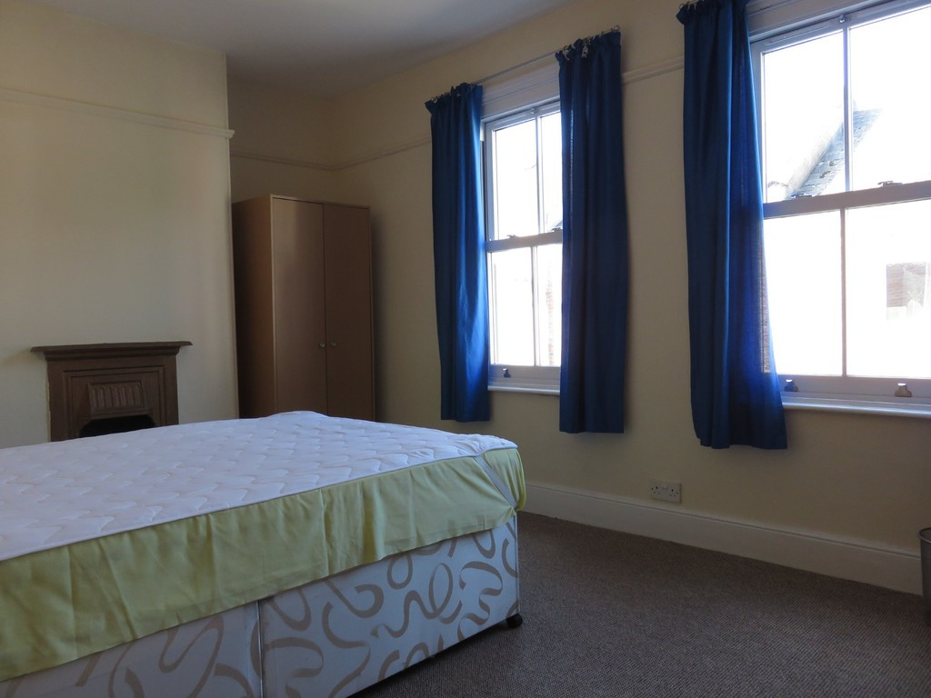 2 bed student house to rent on Hoopern Street, Exeter, EX4 4LY | StuRents